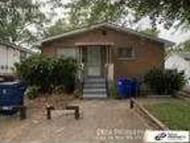2 Bedroom 1 Bath In Saint Louis MO 63114