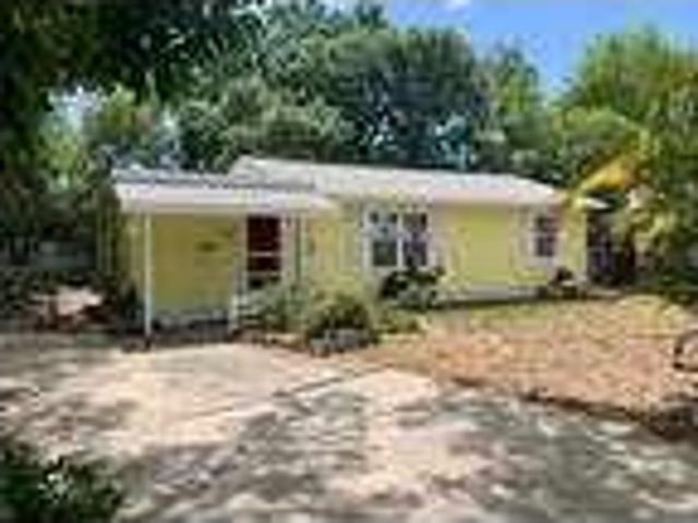 2 Bedroom 1 Bath In Saint Petersburg FL 33710