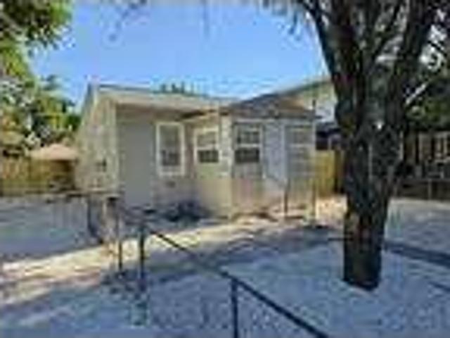 2 Bedroom 1 Bath In Saint Petersburg FL 33713