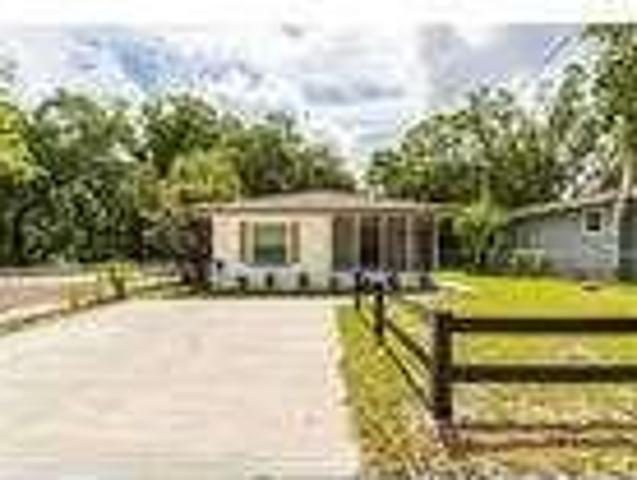 2 Bedroom 1 Bath In Sarasota Florida 34234