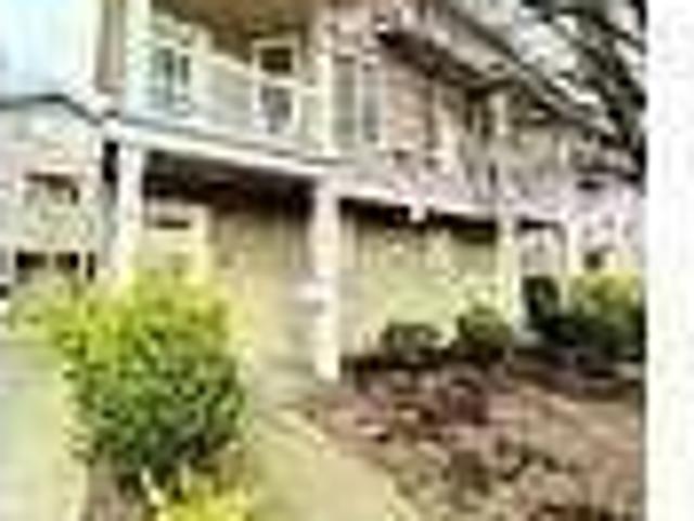 2 Bedroom 1 Bath In Seattle WA 98103