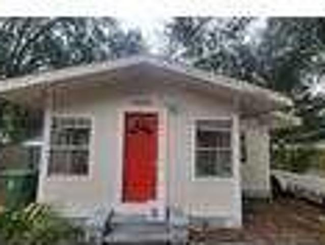 2 Bedroom 1 Bath In Tampa FL 33603