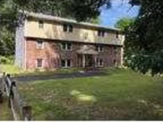 2 Bedroom 1 Bath In Townsend Massachusetts 01469