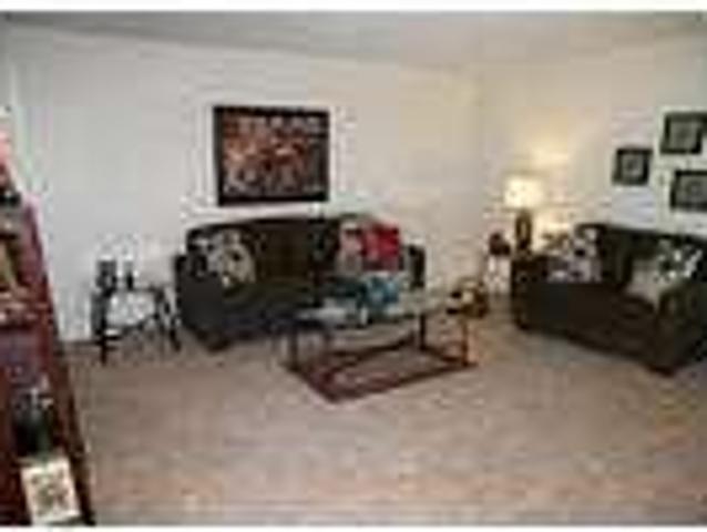 2 bedroom 1 bath with patio or balcony