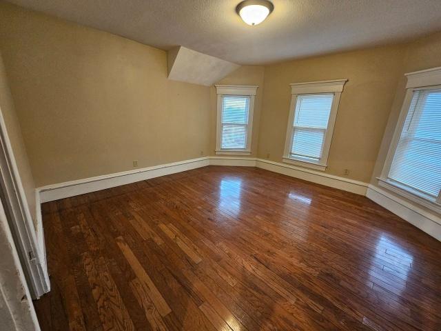 2 Bedroom 1 Bath 2 Bedroom Apartment for Rent at 1123 W 22nd St, Cedar Falls, IA 50613