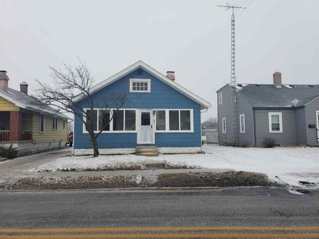 2 bedroom 1 bath