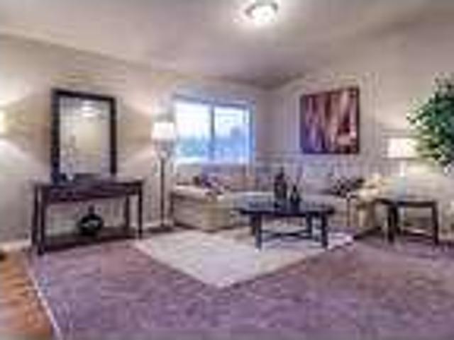 2 Bedroom 1 Bathroom Available