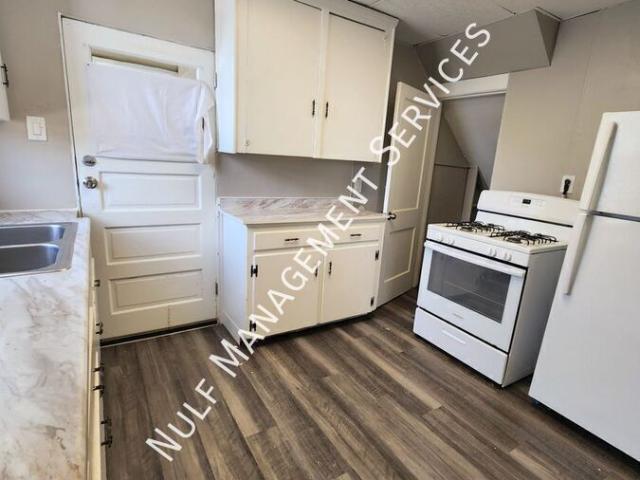2 Bedroom, 1 Bathroom House in Irwin