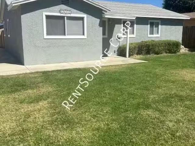 2 Bedroom, 1 Bathroom Single Story home for rent in West Lanca.
