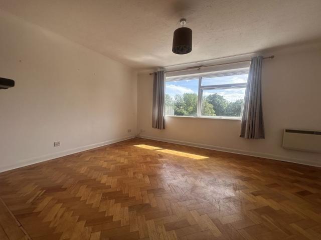 2 Bedroom