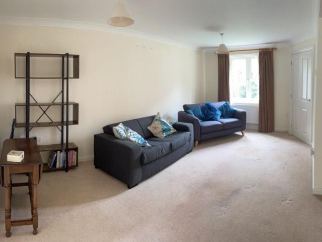 2 bedroom