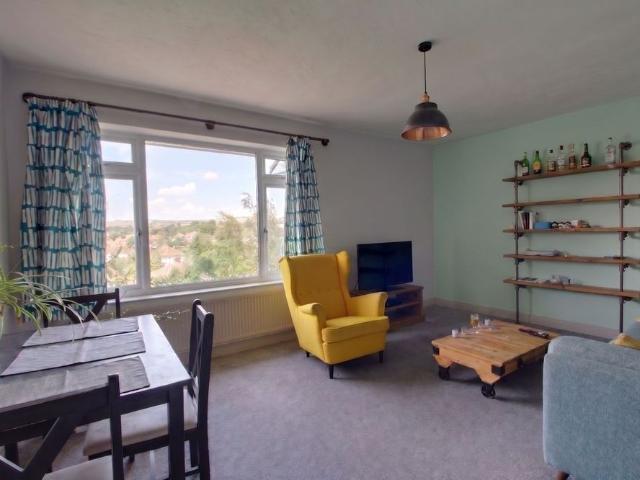 2 Bedroom