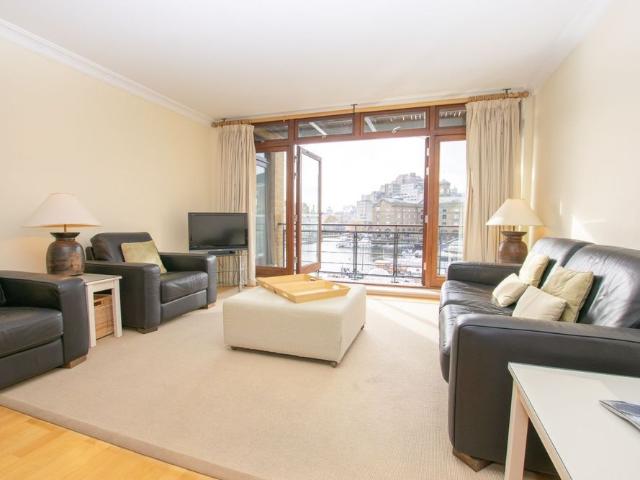 2 Bedroom