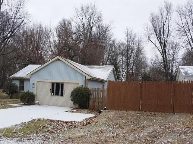 2 Bedroom 2.00 Bath Single Family Home, Jeffersonville IN, 47130 for sale in Cementville, Indiana