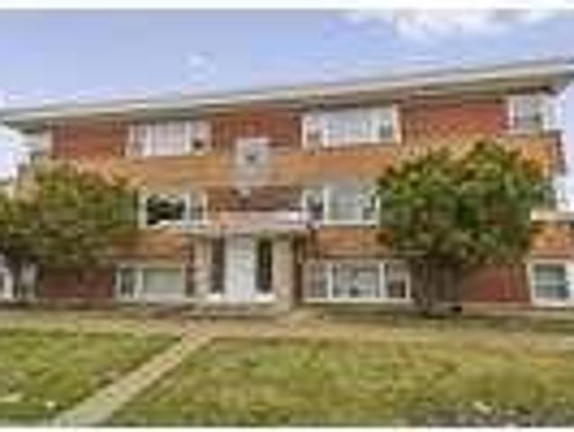 2 Bedroom 2 Bath In Melrose Park IL 60160