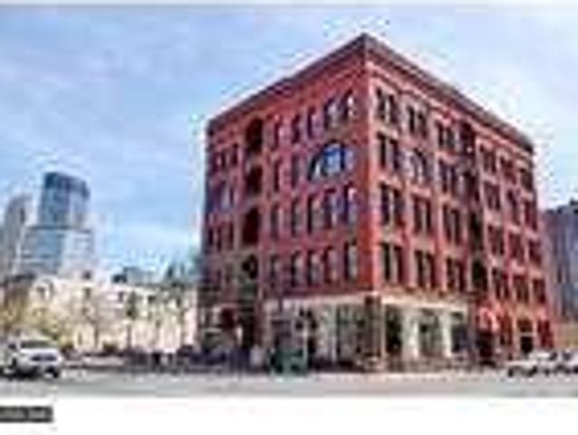 2 Bedroom 2 Bath In Minneapolis Minnesota 55403