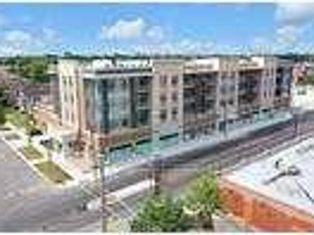 2 Bedroom 2 Bath In Chicago Illinois 60630