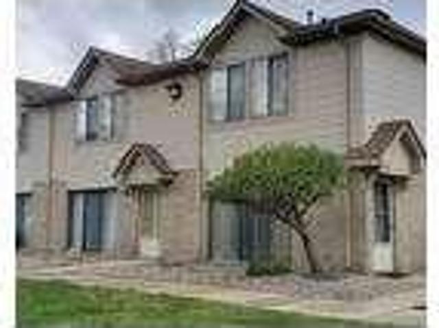 2 Bedroom 2 Bath In Clinton Township MI 48036