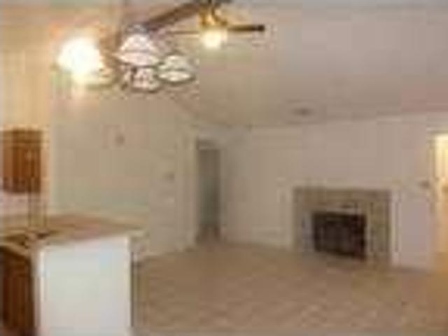 2 Bedroom 2 Bath In Fort Worth Texas 76140