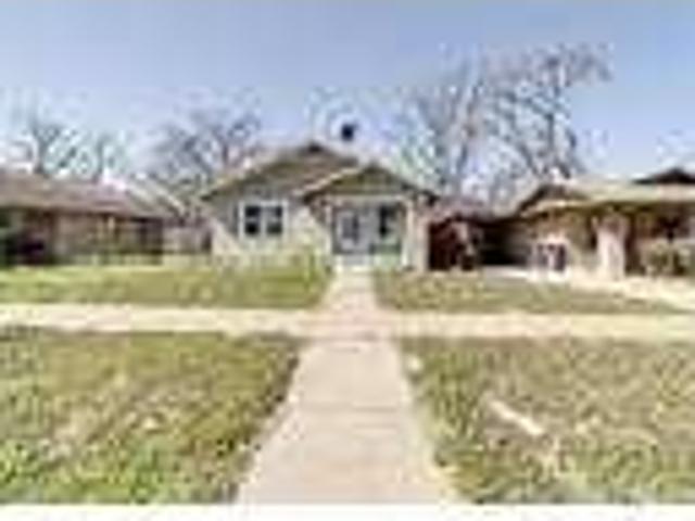 2 Bedroom 2 Bath In Fort Worth TX 76110