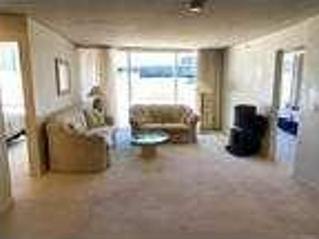 2 Bedroom 2 Bath In Honolulu Hawaii 96814