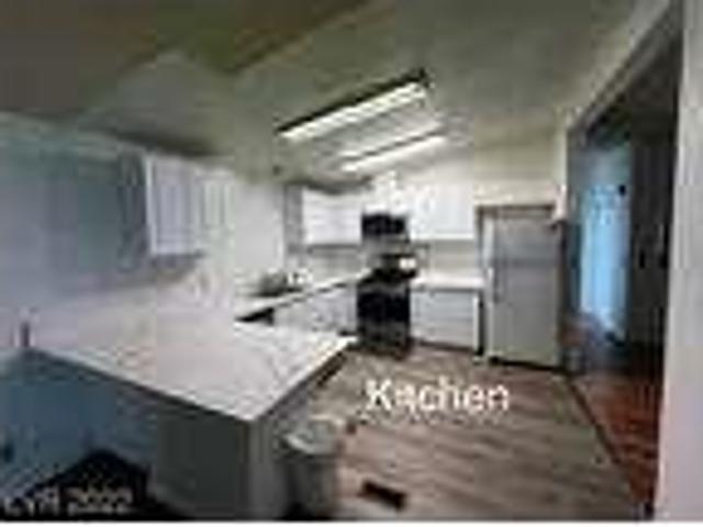 2 Bedroom 2 Bath In Las Vegas Nevada 89120