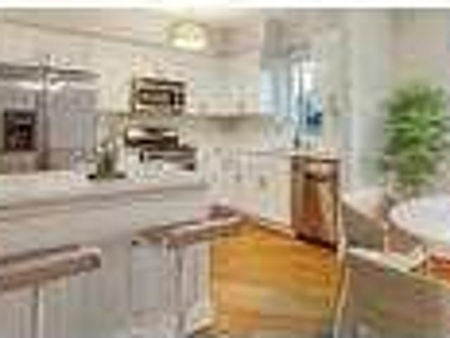 2 Bedroom 2 Bath In Los Angeles California 90036