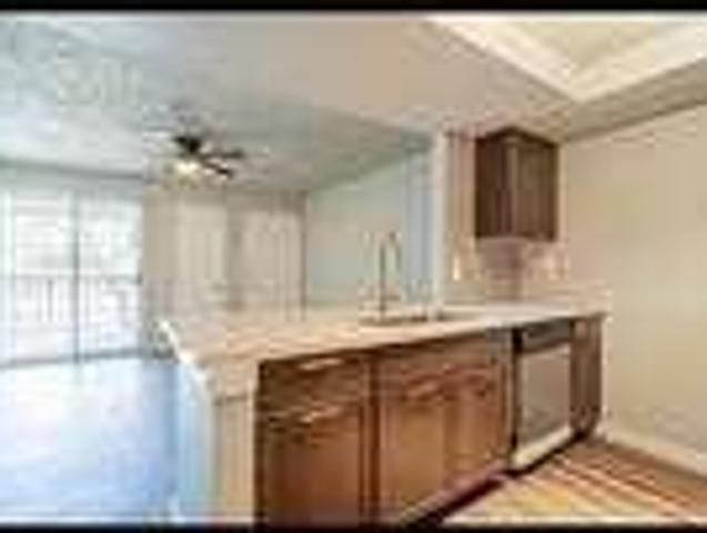 2 Bedroom 2 Bath In Phoenix AZ 85042