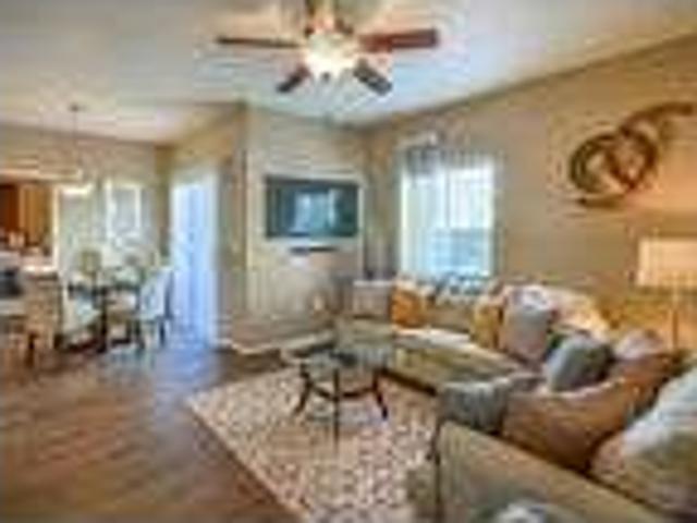 2 Bedroom 2 Bath In Phoenix AZ 85053