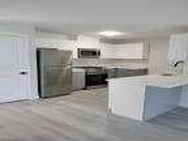 2 Bedroom 2 Bath In Roselle Park New Jersey 07204