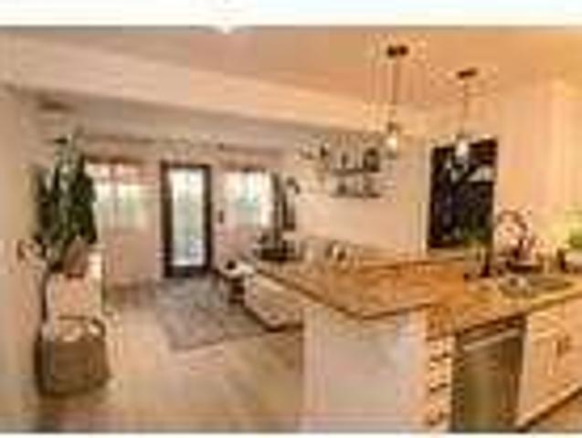 2 Bedroom 2 Bath In San Diego CA 92117