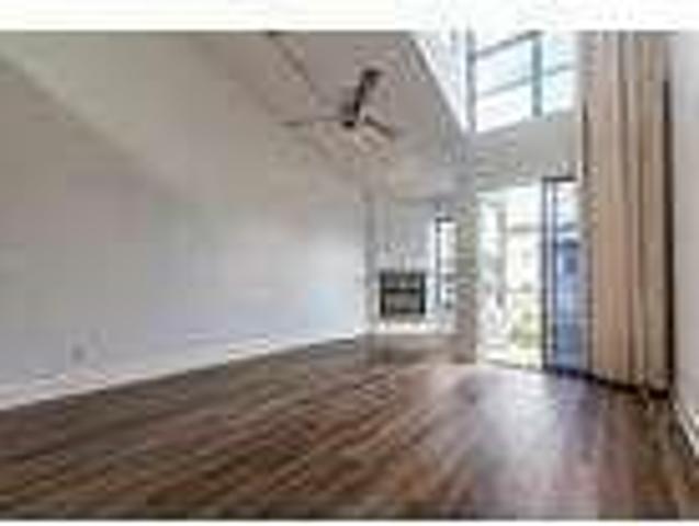 2 Bedroom 2 Bath In San Francisco CA 94107