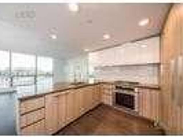 2 Bedroom 2 Bath In San Francisco CA 94158