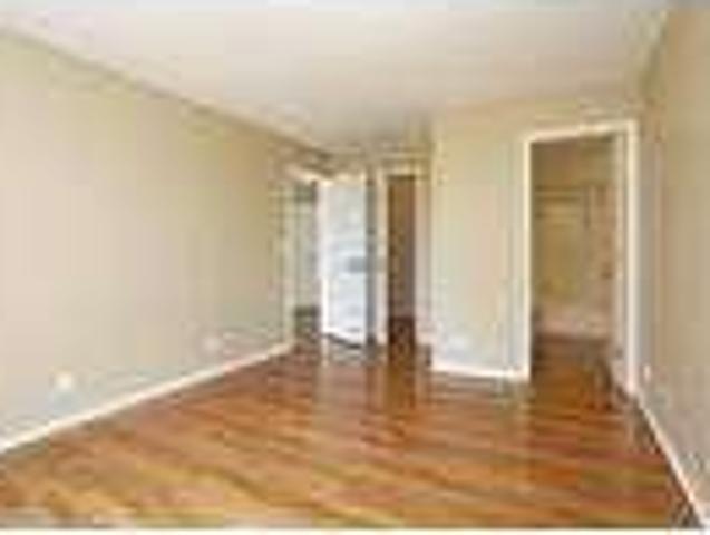 2 Bedroom 2 Bath In Schaumburg IL 60193