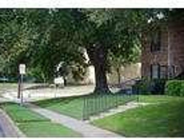 2 Bedroom 2 Bath In Sherman TX 75092
