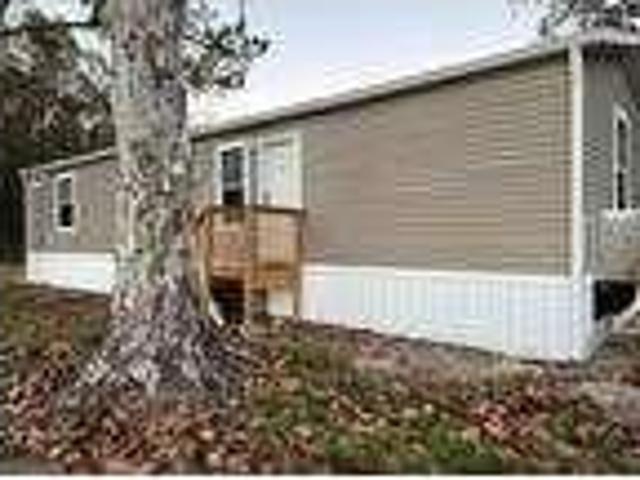 2 Bedroom 2 Bath In Zephyrhills FL 33540