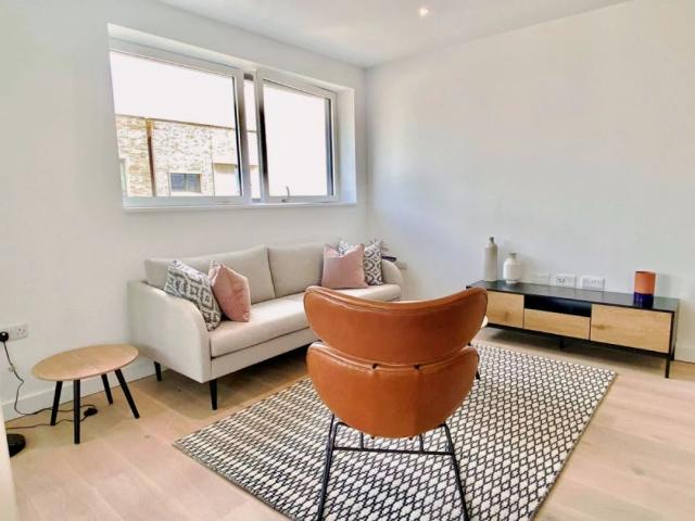 2 Bedroom 2 Bathroom