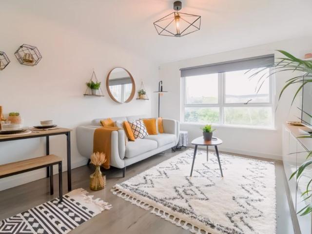 2 bedroom 2 bathroom