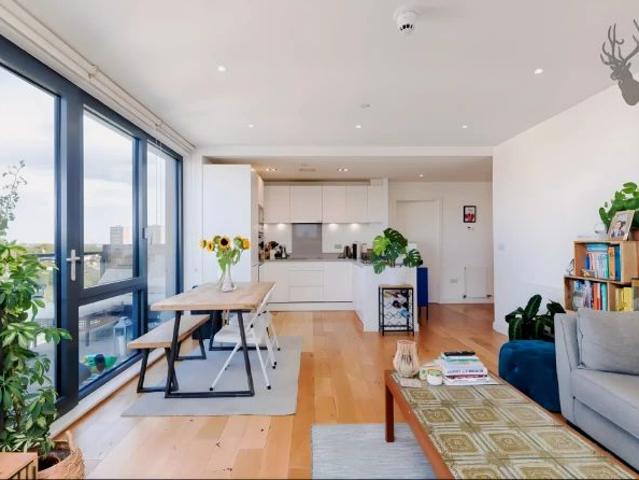 2 Bedroom 2 Bathroom