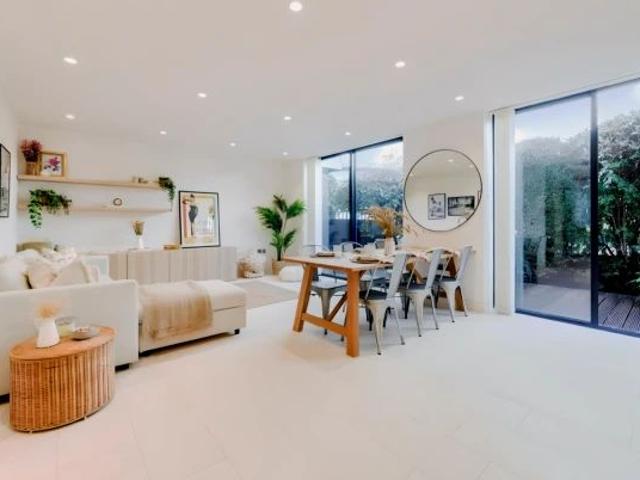 2 Bedroom 2 Bathroom