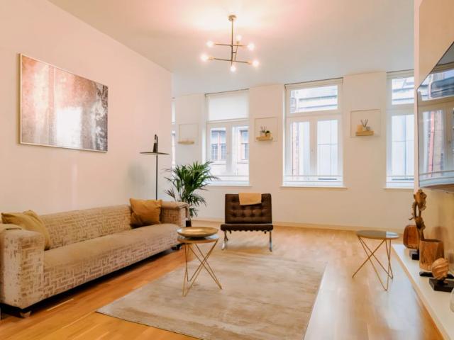 2 bedroom 2 bathroom