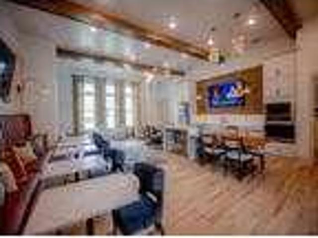 2 Bedroom 2 Bathroom $1870 Per Mo