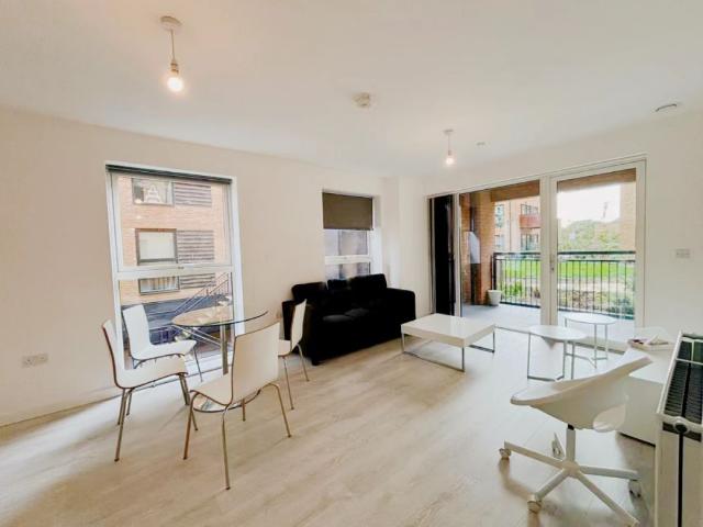 2 Bedroom 2 Bathroom