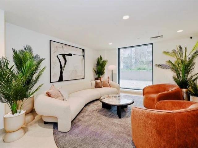 2 Bedroom 2 Bathroom
