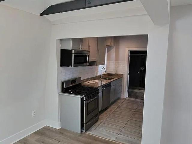 2 bedroom 2 bathroom