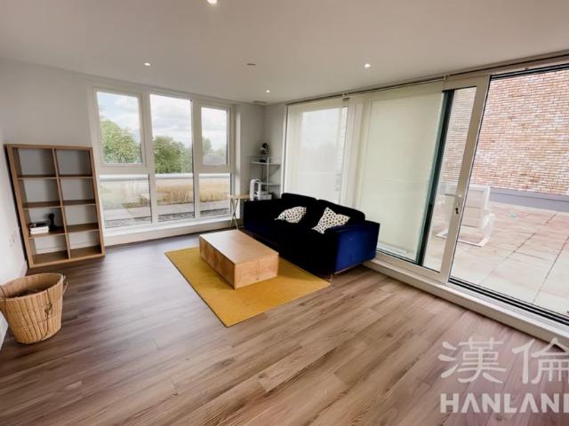 2 bedroom 2 bathroom