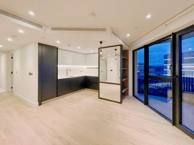 2 Bedroom 2 Bathroom T.04.06
