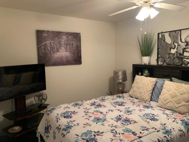 2 bedroom 2 bathroom townhouse