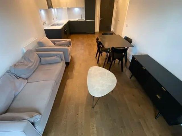 2 Bedroom 2 Bathroom with Balcony Unit 412