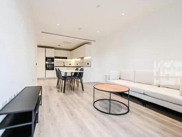 2 Bedroom 2 Bathroom Apartment 10
